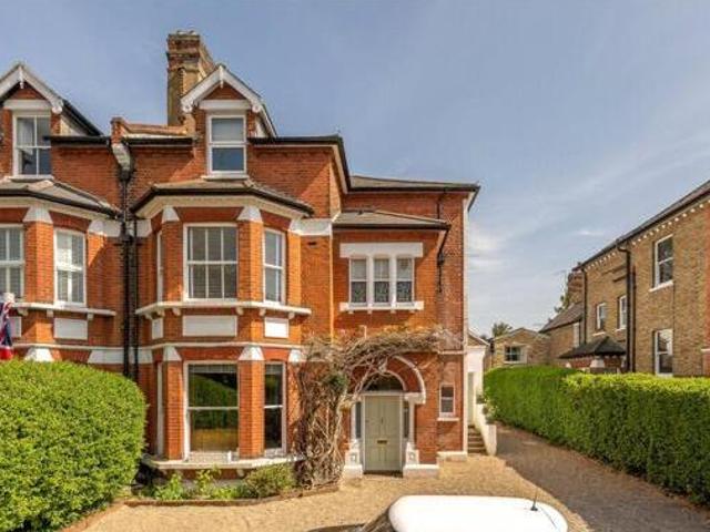 Earlsfield Road, London, 4 Bedroom Flat
