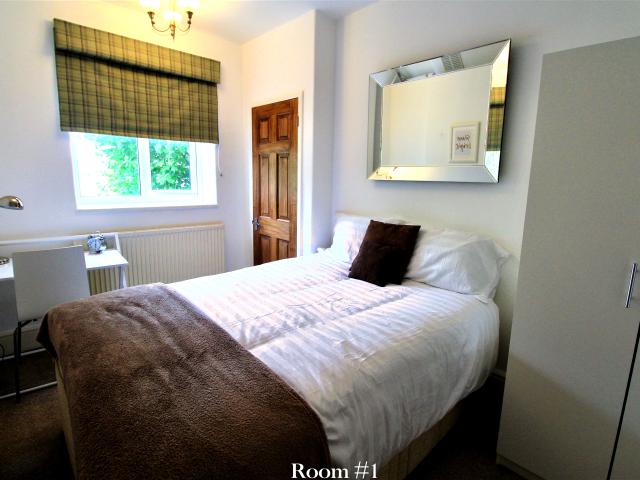 Earlsfields 2, United_kingdom Room 1