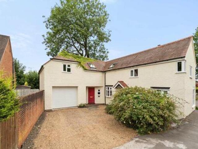 Earlswood, Shutt Lane, Solihull, 3 Bedroom Detached