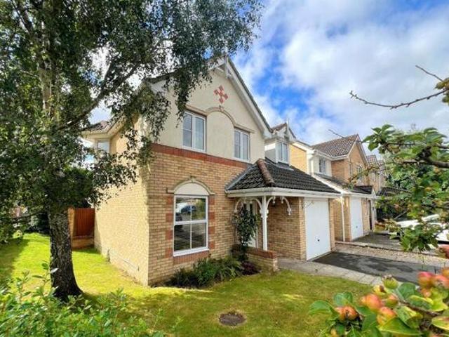 Earlswood Park, Ashley, 3 Bedroom Detached