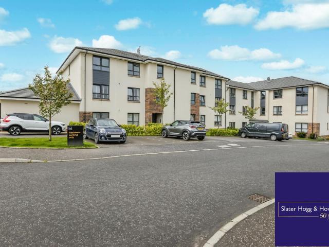 Earnshaw Lane, Glasgow G75, 2 bed flat to rent, £1,300 pcm | PrimeLocation
