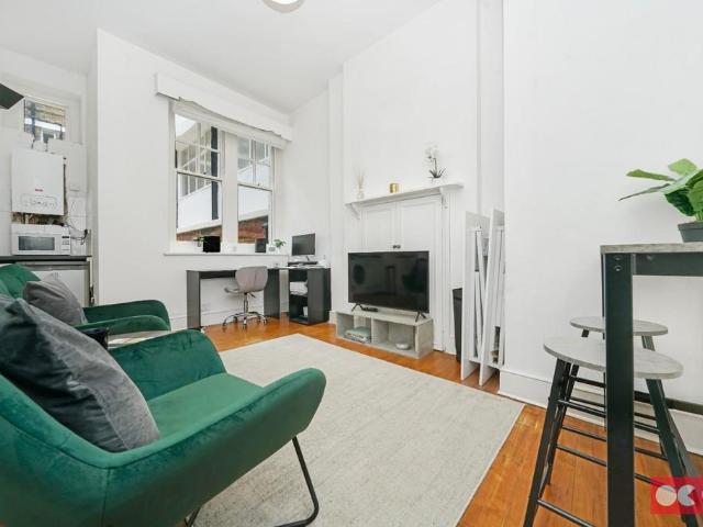 Earsby Street, WEST KENSINGTON W14 1 bed flat to rent £1,850 pcm £427 pw