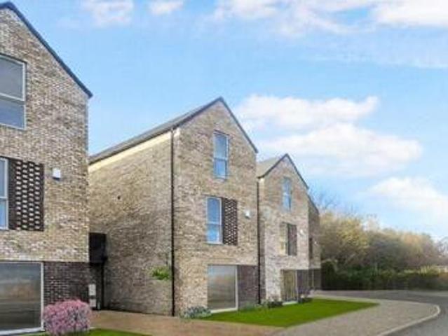East Moor Lane, Adel, 4 Bedroom Semi detached