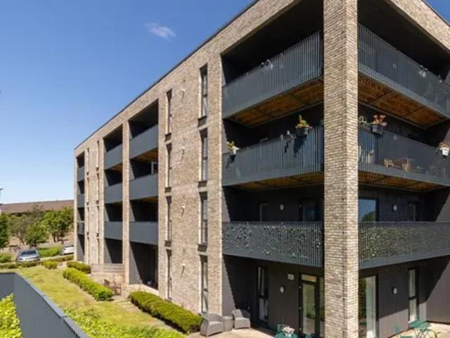 East Montgomery Place, Hillside, City of Edinburgh, EH7 5EX, United Kingdom | 2 bed apartment for rent #139405256 | Rentberry