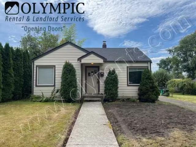 East Oly 2 Bdrm home with NEW Countertops, Paint, Roof & Carpe.