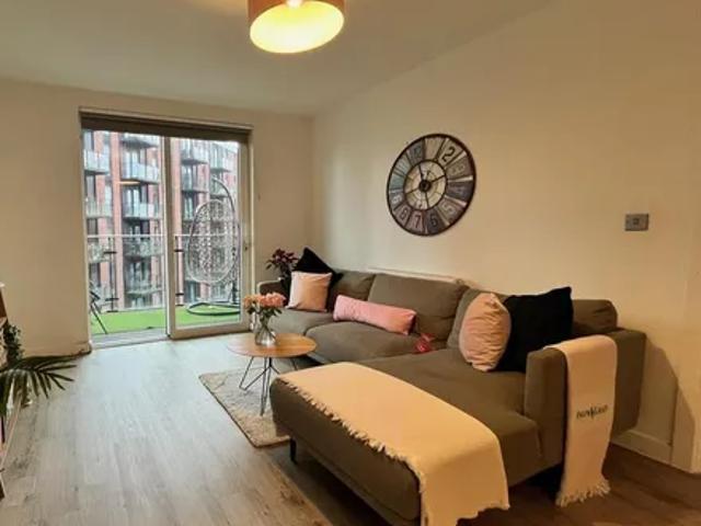 East Ordsall Lane, Salford, M5 4YU, United Kingdom | 2 bed apartment for rent #138934169 | Rentberry