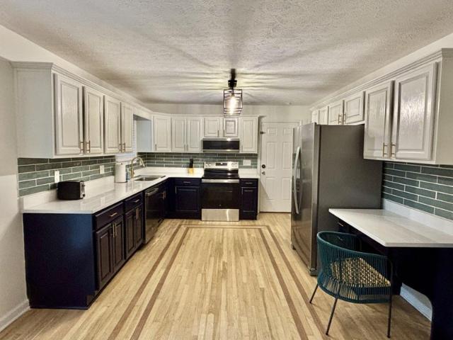 East Atlanta Gresham Park Room for Rent