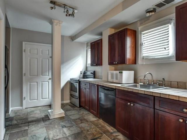 East Atlanta Village 1000 sq foot 1 BR $1600