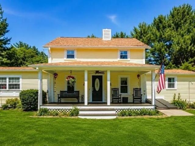 East Ave, Burrillville, Home For Sale