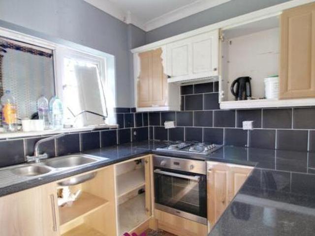 East Avenue, Woodlands, 3 Bedroom Semi detached