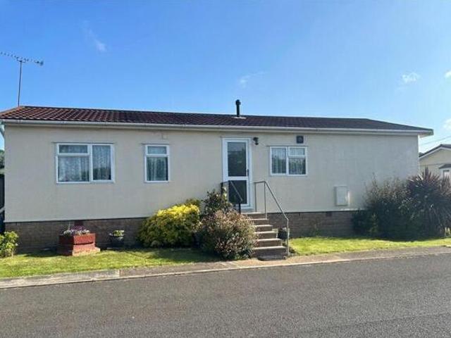 East Avenue, Althorne, 2 Bedroom Mobile
