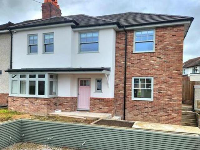 East Avenue, Stockton Heath, 4 Bedroom Semi detached
