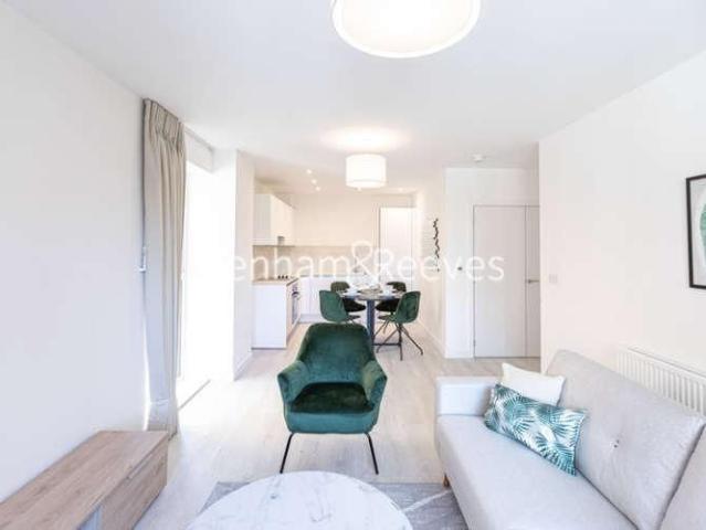 East Acton Lane, Acton, W3