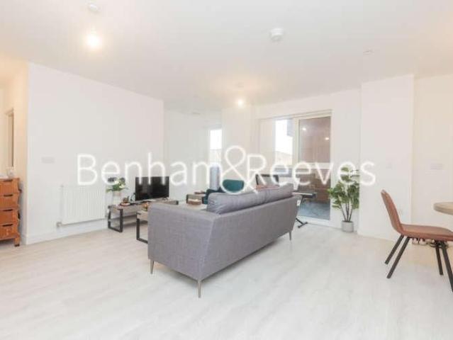 East Acton Lane, Acton, W3