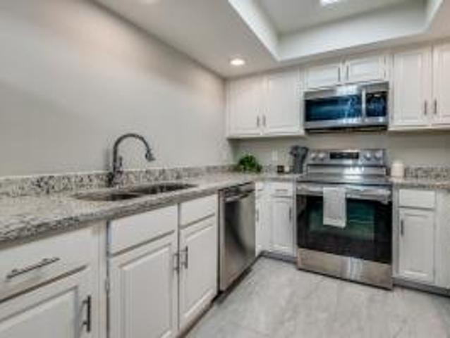 East Arlington Home, a 2 hours 0 minutes drive to