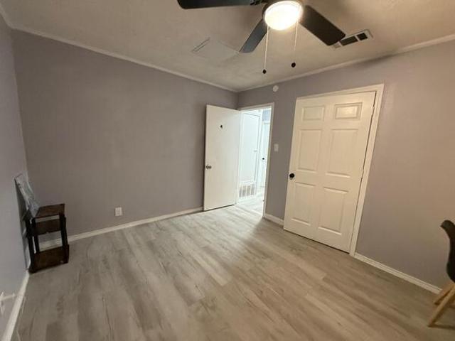 East Arlington Home Affordable. convenient Spot in Arlington
