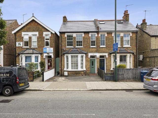 East Barnet Road, New Barnet, Barnet EN4, 3 bed semi detached house to rent, £2,900 pcm | PrimeLocation