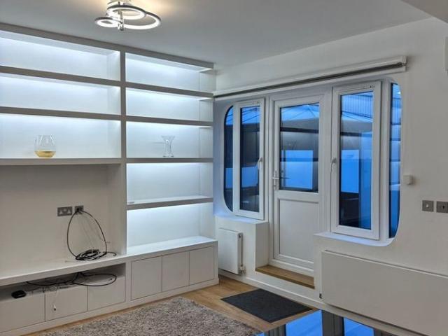 East Barnet Road, Barnet EN4, 2 bed flat to rent, £2,050 pcm | PrimeLocation