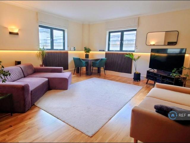 East Block, London, SE1 1 bed flat to rent £2,900 pcm £669 pw