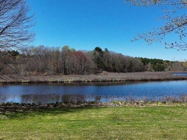 East Brookfield MA 01515 104852636