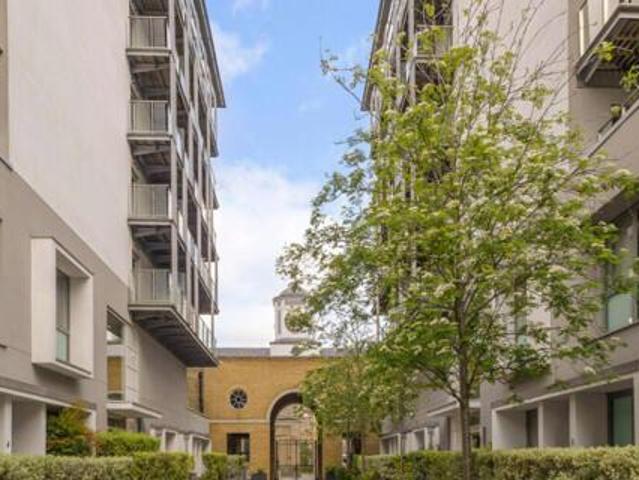 East Carriage House, Royal Carriage Mews, 1 Bedroom Flat