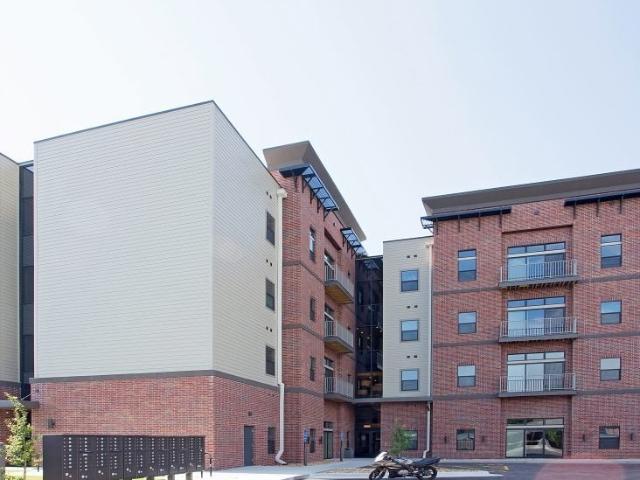 East Cherry Flats: The Ultimate Living Experience