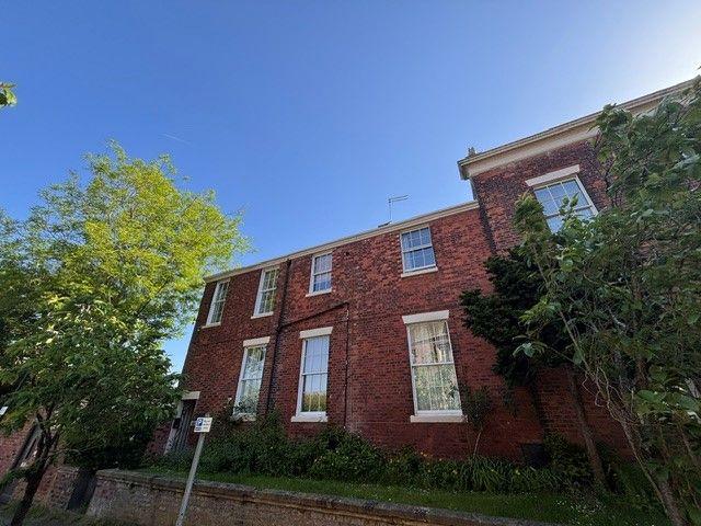 East Cliff Road, Preston, Lancashire PR1, 2 bed flat to rent, £900 pcm | PrimeLocation
