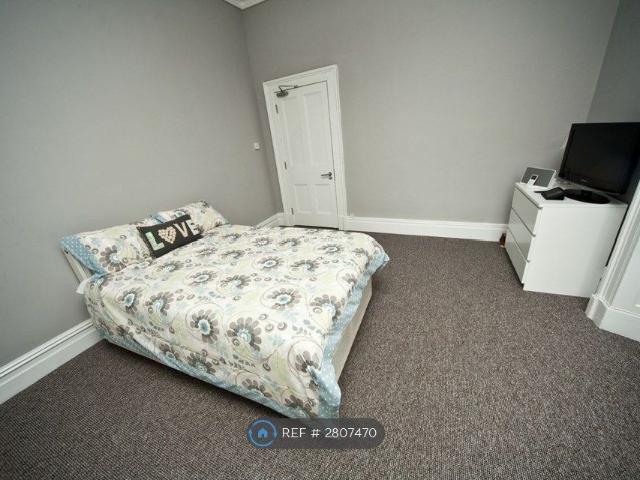 East Cliff Road, Preston PR1, 4 bed shared accommodation to rent, £1,993 pcm | PrimeLocation
