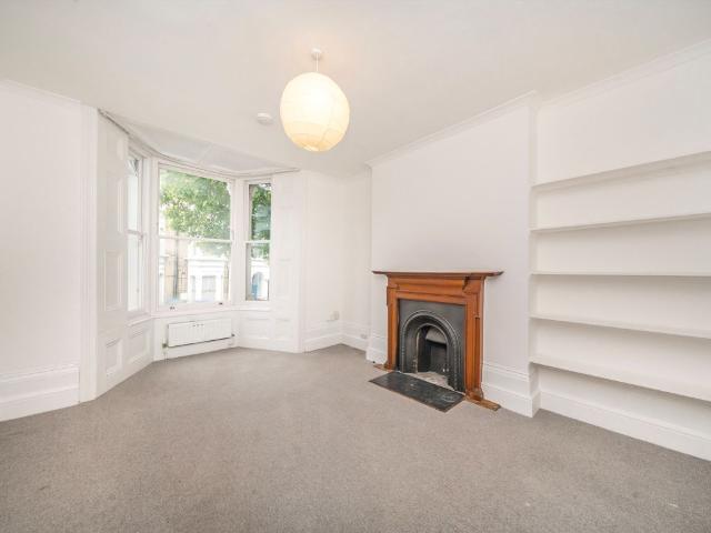 East Dulwich Grove, East Dulwich SE22, 2 bed flat to rent, £2,400 pcm | PrimeLocation