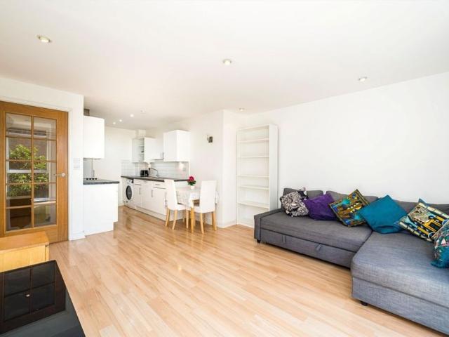 East Dulwich Road, SE22, London