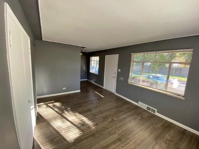 East Denver Updated Apartment