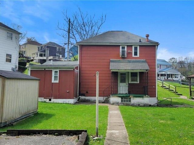 East Dr, Clairton, Home For Sale