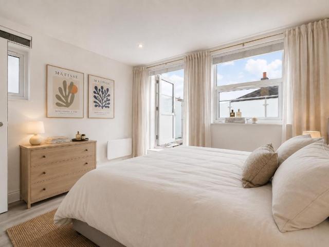 East End Road, East Finchley N2, 1 bed flat to rent, £1,600 pcm | PrimeLocation