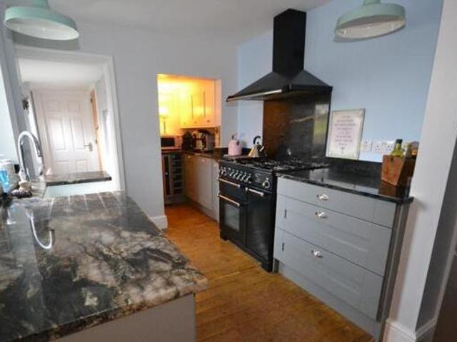 East End Road, Preston, 2 Bedroom Semi detached
