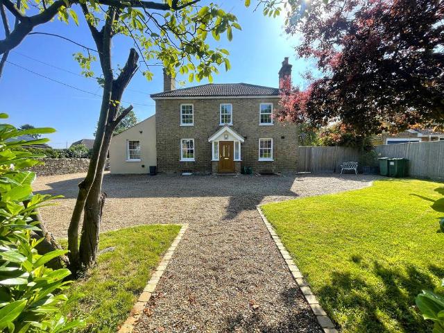 East Farleigh 4 bed detached house to rent £3,500 pcm £808 pw