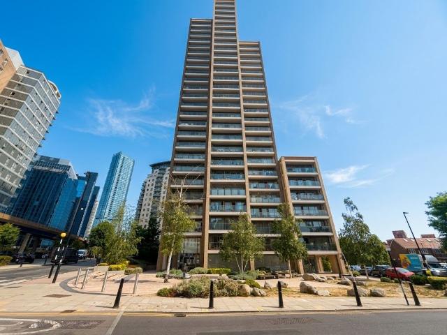 East Ferry Road, London E14, 1 bed flat to rent, £2,499 pcm | PrimeLocation