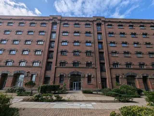 East Float Quay, Dock Road, 2 Bedroom Apartment