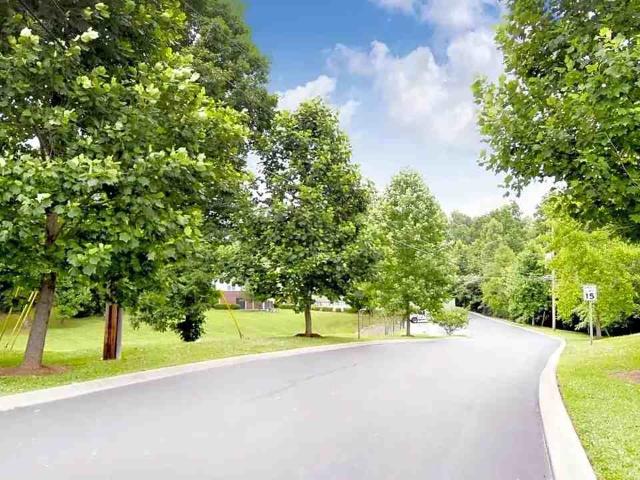 East Forest Park 2 Bedroom Apartment for Rent at 150 E Forest Park Dr, Dickson, TN 37055