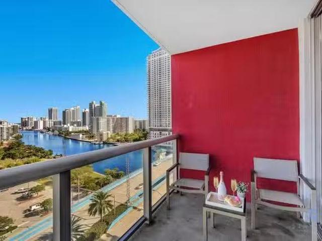 East Hallandale Beach Boulevard