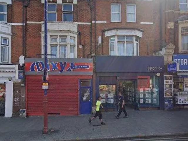 East Ham Station, High Street North, London, E6 1JD, United Kingdom | 3 bed apartment for rent #166504923 | Rentberry