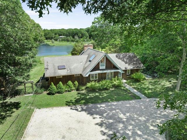 East Hampton, NY 11937