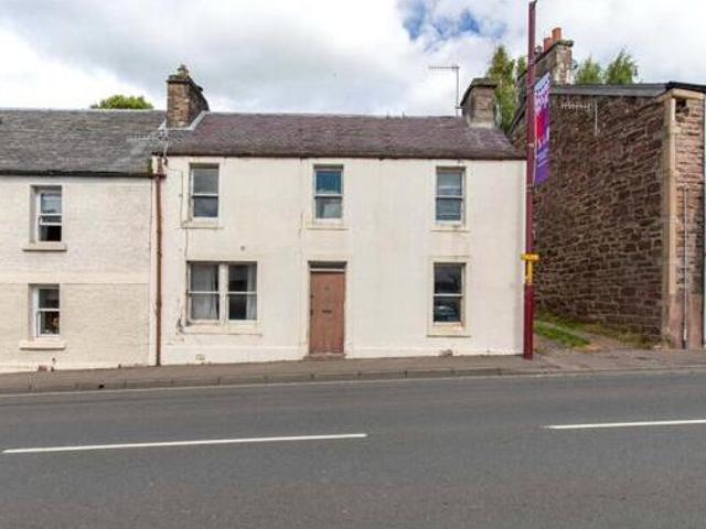 East High Street, Crieff, 2 Bedroom End
