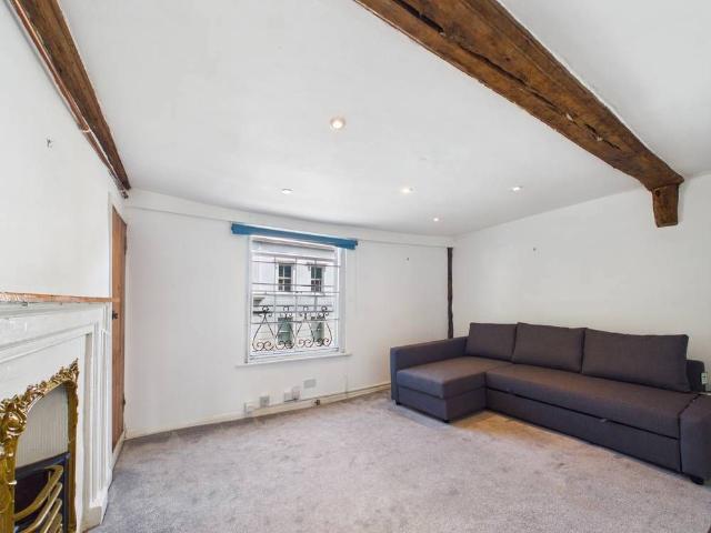 East Hill, Colchester, Essex, CO1 2QX