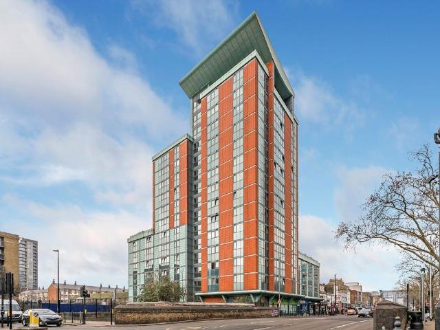 East India Dock Road, Canary Wharf E14, 1 bed flat to rent, £1,850 pcm | PrimeLocation