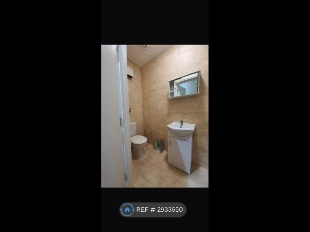 East India Dock Road, Poplar E14, Studio to rent, £1,350 pcm | PrimeLocation