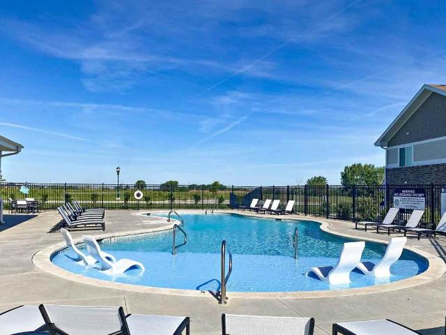 East Lake Flats 2 Bedroom Apartment for Rent at 7210 S 89th St, Lincoln, NE 68526