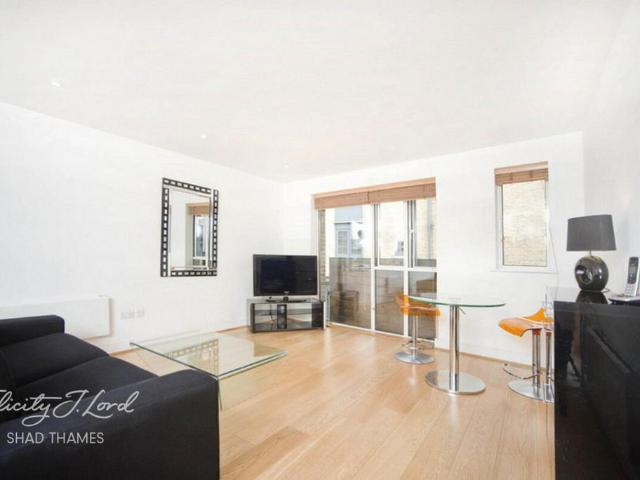 East Lane, Shad Thames, Tower Bridge. 1 bed flat to rent £2,200 pcm £508 pw