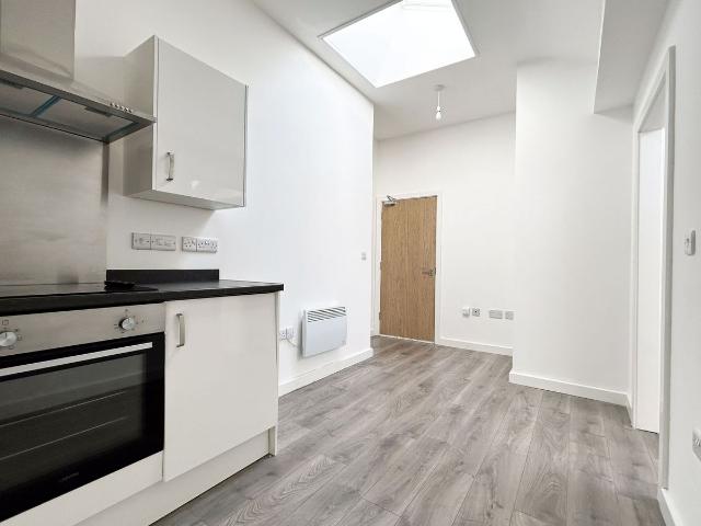 East Lane, Runcorn WA7, 1 bed flat to rent, £500 pcm | PrimeLocation