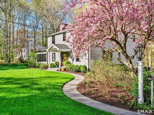East Ln, Stamford, Home For Sale