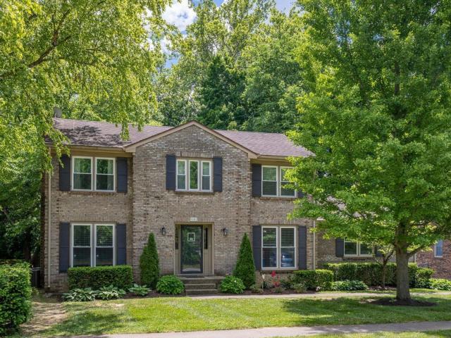 East Louisville 4 bed, 2.5 bath home